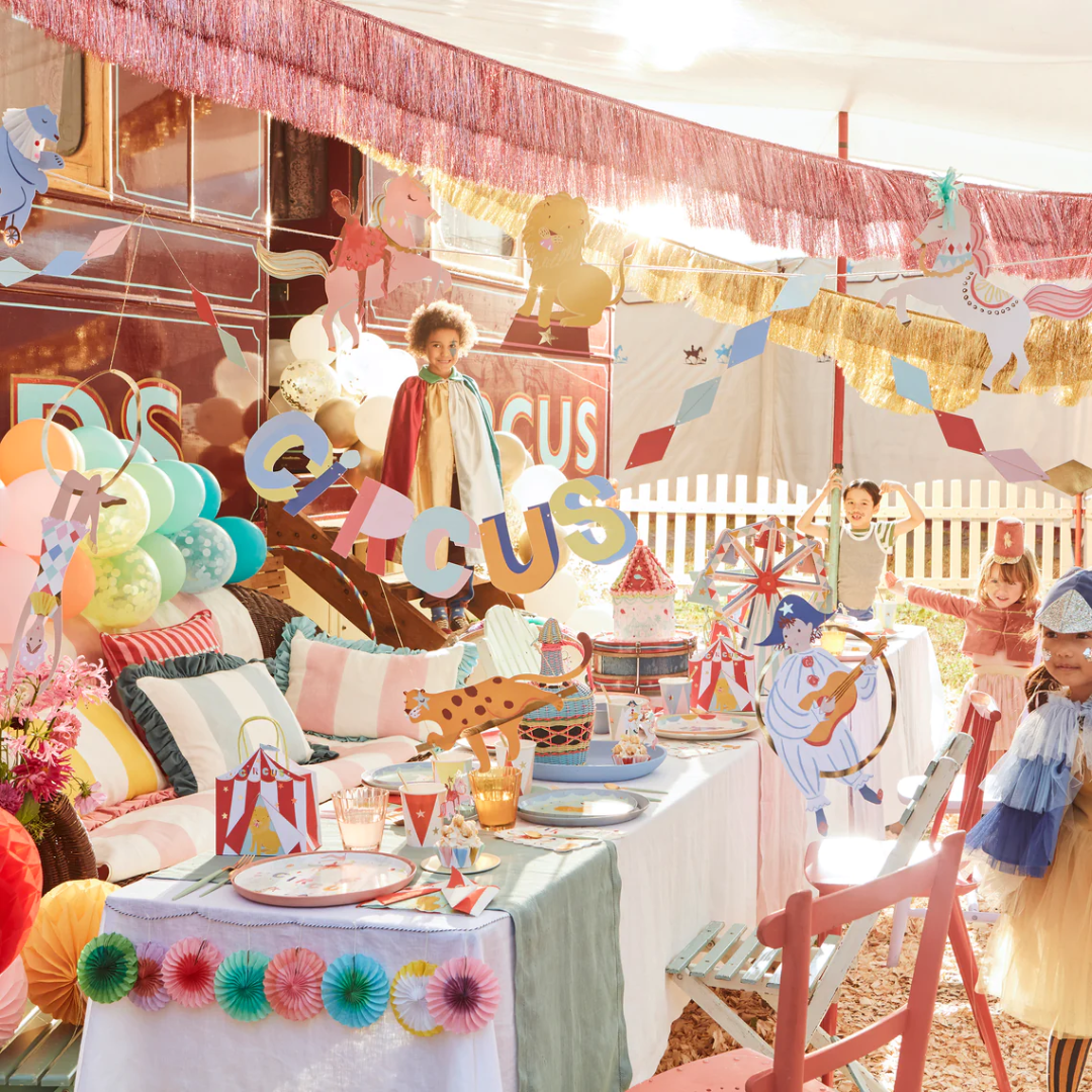 Carnival– Ellie and Piper