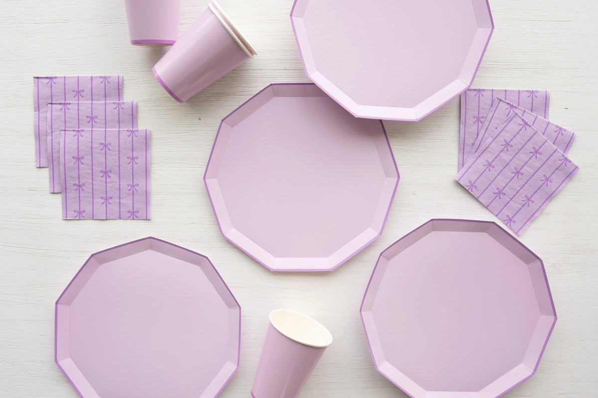 Le Lilac Premium Dinner Paper Plates– Ellie and Piper