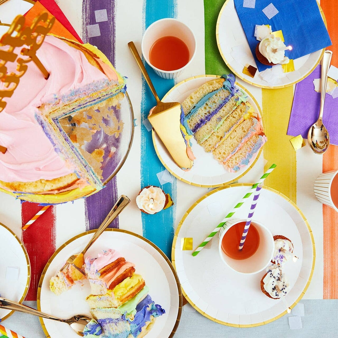 White Paper Party Plates (2 Sizes) | Ellie and Piper